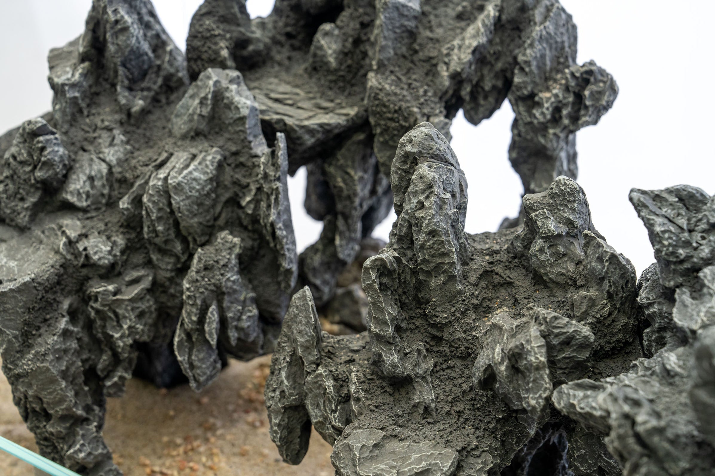 UNS Strata Black Mountain Seiryu Stone Type 3 - B — Buce Plant